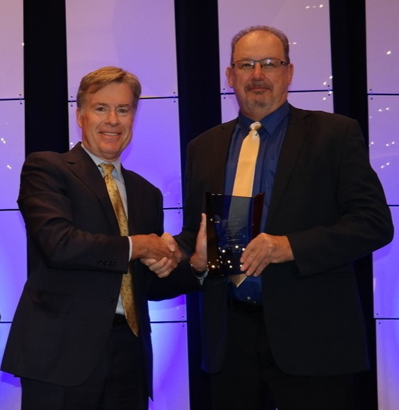 Charles Baxter named USLAW NETWORK Bill Burns Award recipient - USLAW